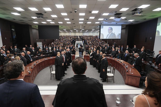 Em solenidade marcada pela emoção, TJSC dá posse a 11 novos ...