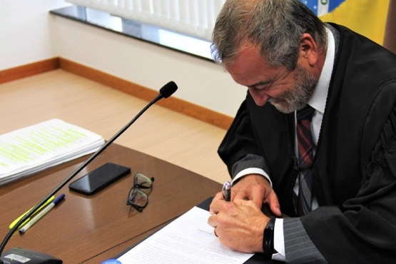 Desembargador Altamiro de Oliveira assume interinamente a presidência ...